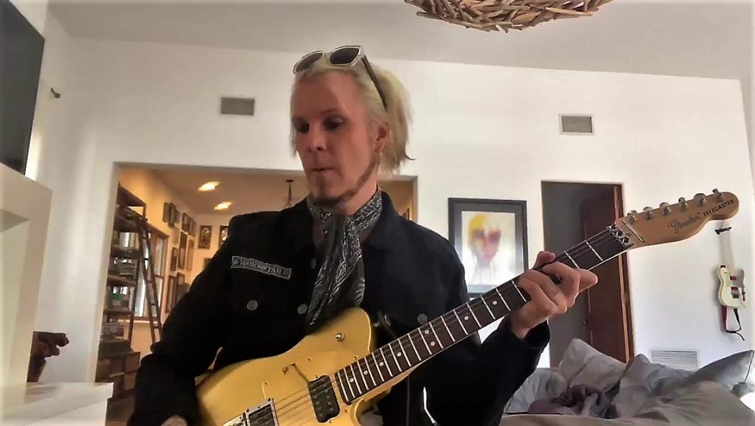 MOTLEY CRUE – JOHN 5 ensayando “Girls, Girls, Girls” - FORCE Hard & Heavy